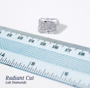 Diamond Size Charts: Round, Oval, Emerald, Pear & More